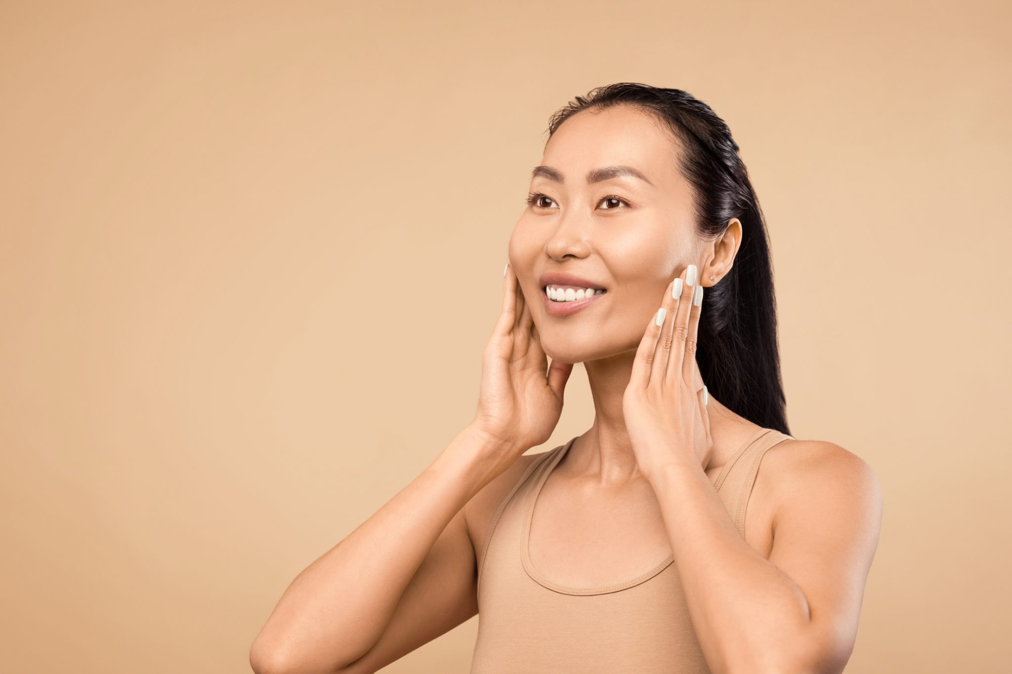 Botox in a Bottle: A 2024 Ultimate Guide to Insanely Youthful Skin ...